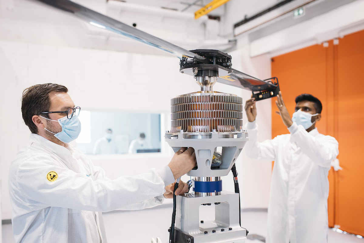 Safran named engine partner for Diamond eDA40 electric airplane ...